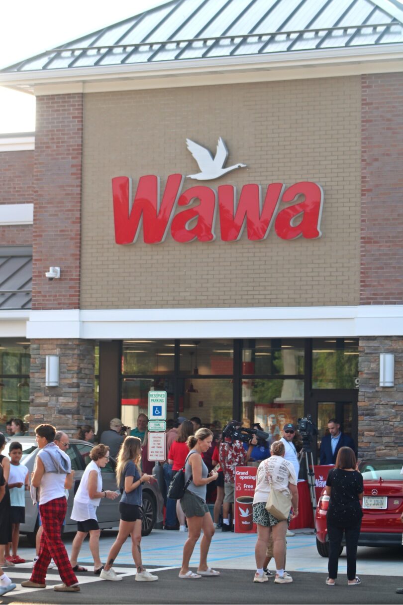 Wawa Opens Newtown Location To Cheers, Large Crowd - NewtownPANow.com