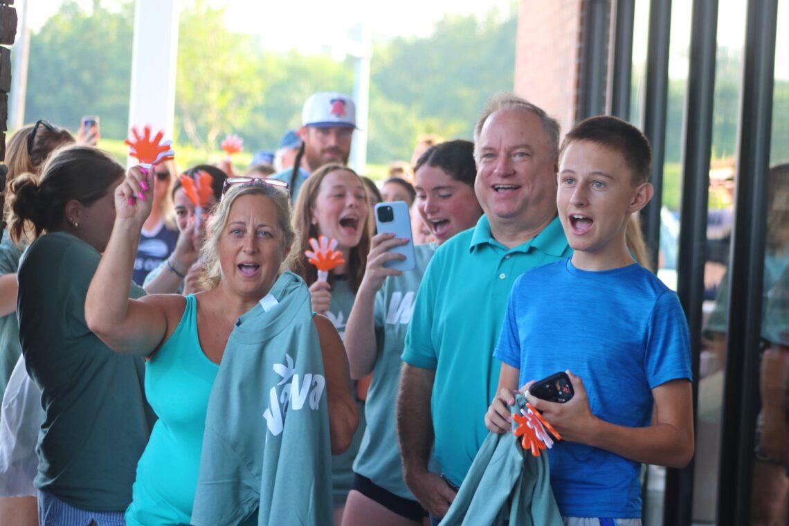 Wawa Opens Newtown Location To Cheers, Large Crowd - NewtownPANow.com