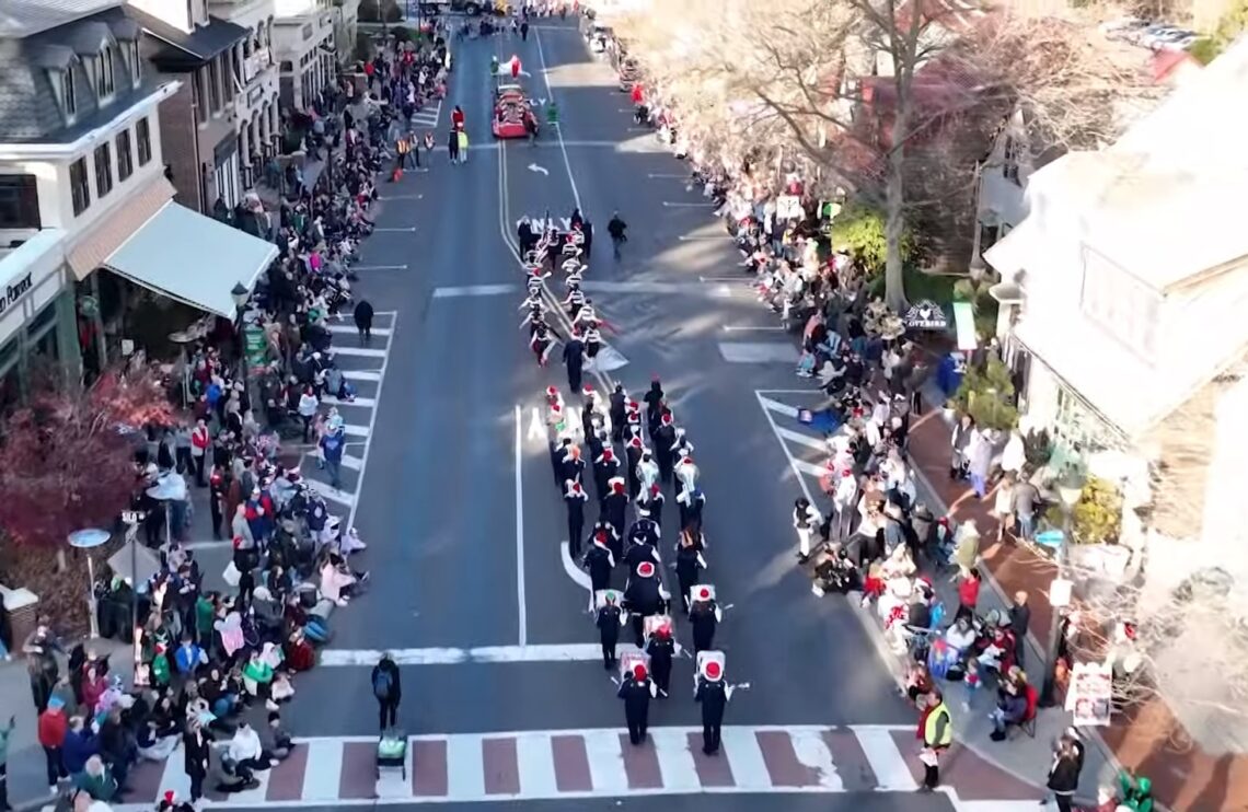 Newtown Parade To Feature Justin Guarini, Classic Movie Theme ...